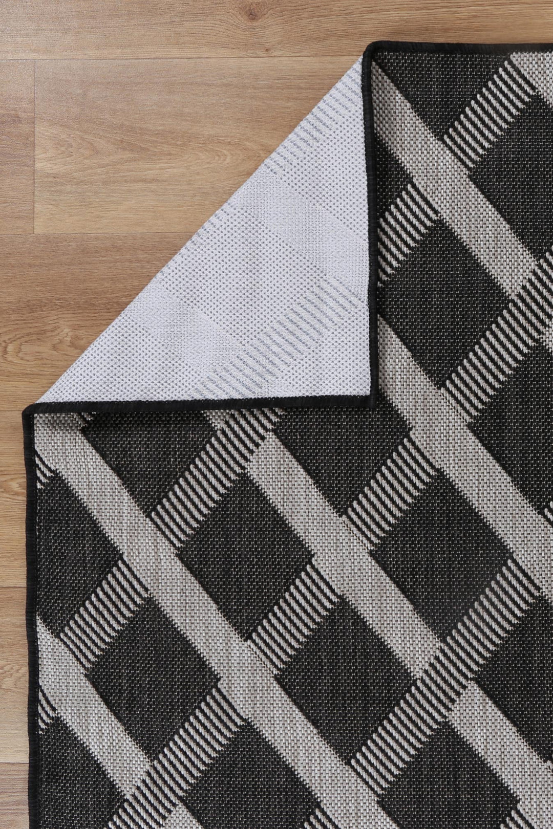 DUSK D17 BLACK L.GREY (11520A) – Brand Ventures Pty Ltd